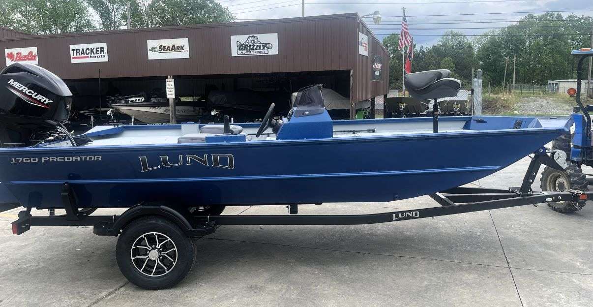 2025 Lund 1760 Predator w/Mercury 60 ELPT Pro XS 4/s and Single Axle ...