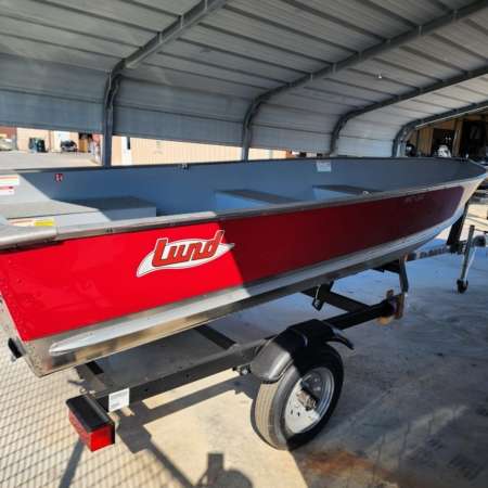 2026 Lund WC-14 w/Single Axle Trailer - White Pine Marine